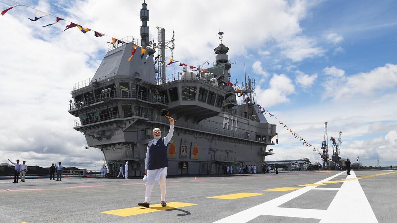 What Are Different Types of Warships in the Indian Navy's Service?