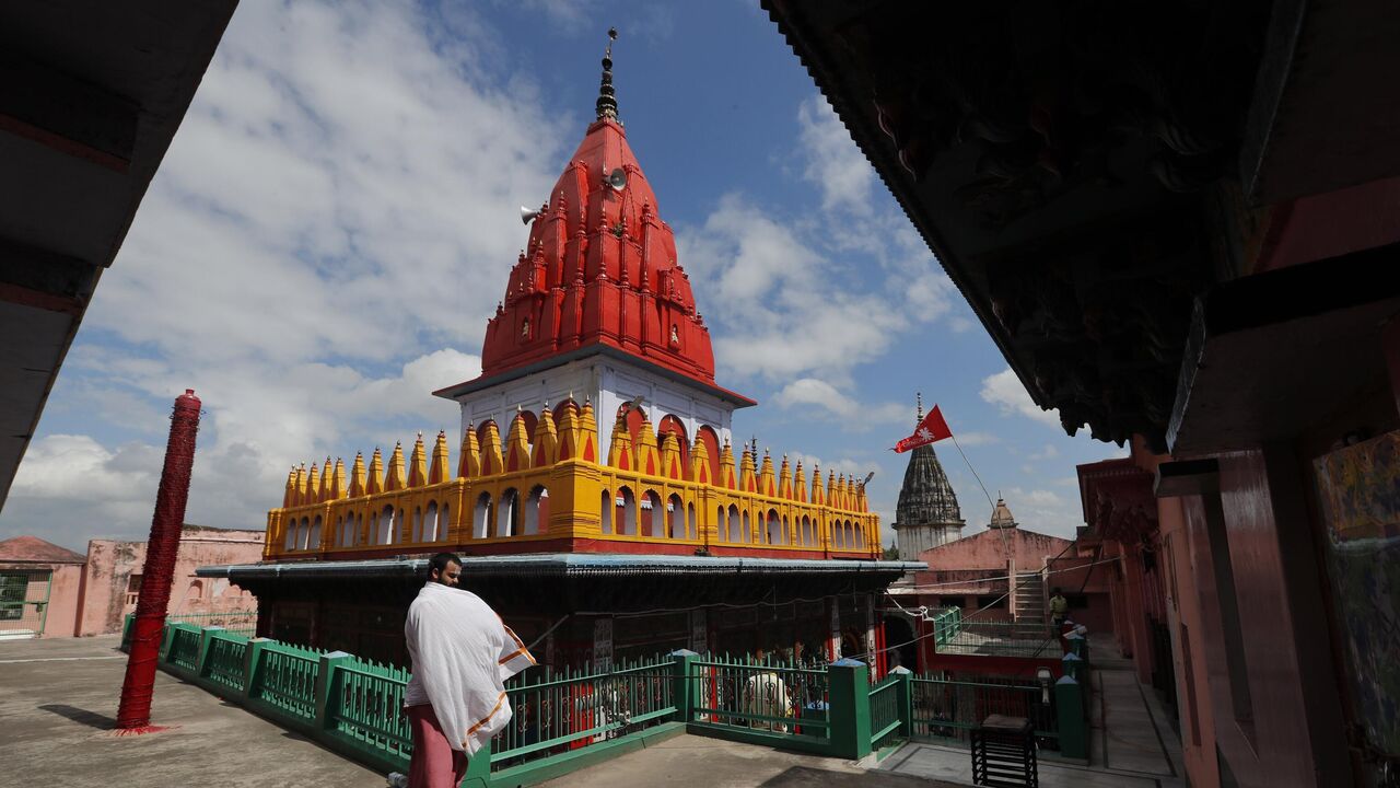 Water of World's 155 Rivers Reaches Ayodhya for Lord Rama's Anointing ...