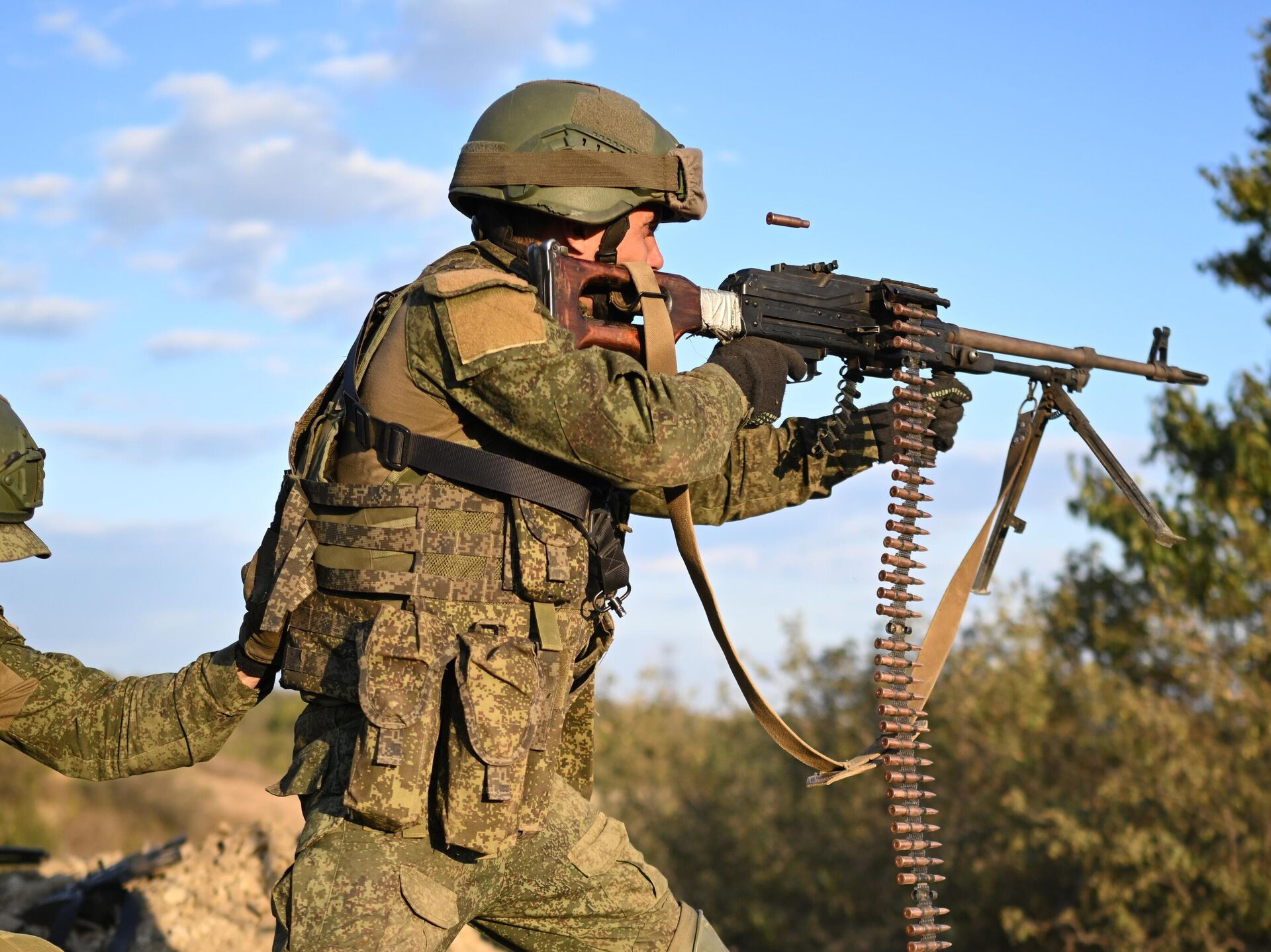 Russian Army Liberates Chigari Village in DPR