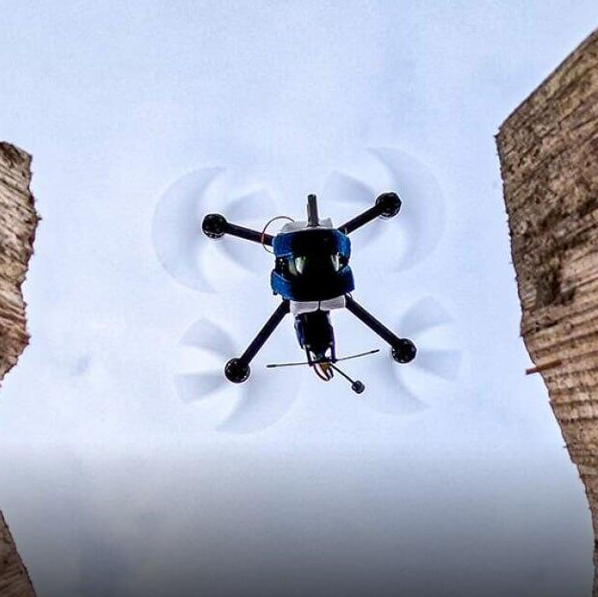 Russia Rolls Out Unique Drone Encryption System - 04.04.2025, Sputnik India